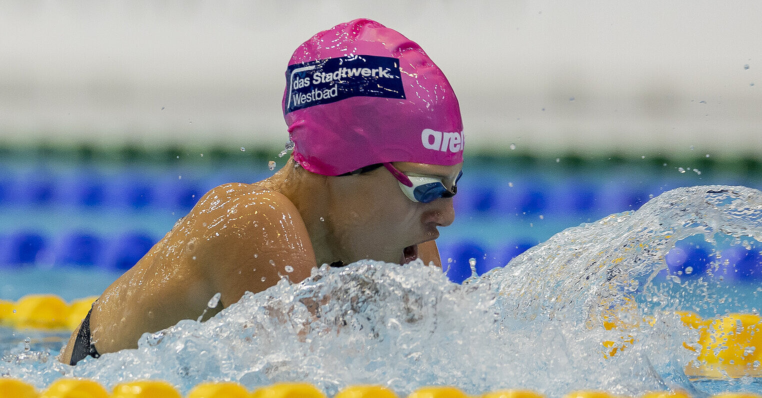 Schwimm-Talent Noelle Benkler: „Ohne Wasser könnte ich nicht leben“ - Förderbeispiele - Stiftung ...